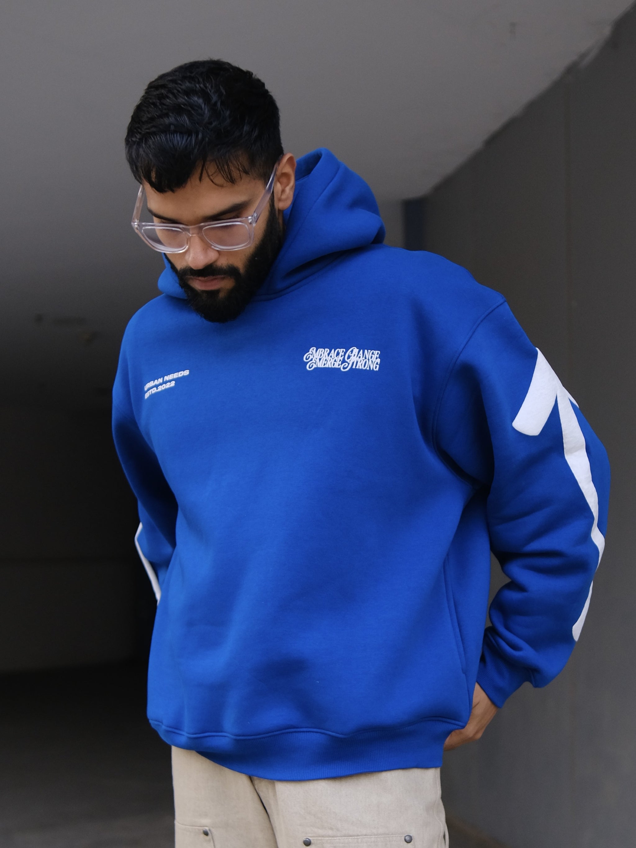 EMBRACE CHANGE HOODIE (drop.1) – URBAN NEEDS